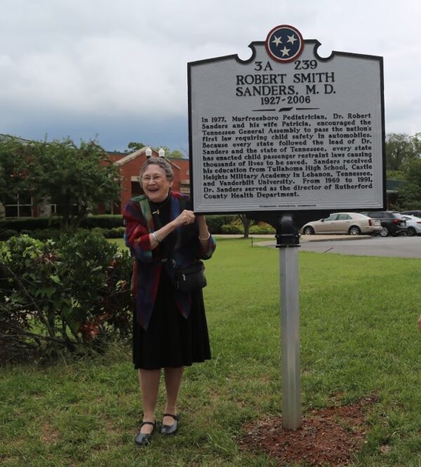 Dr. Robert and Patricia Sanders Honored for First COP Law – Safe Ride News